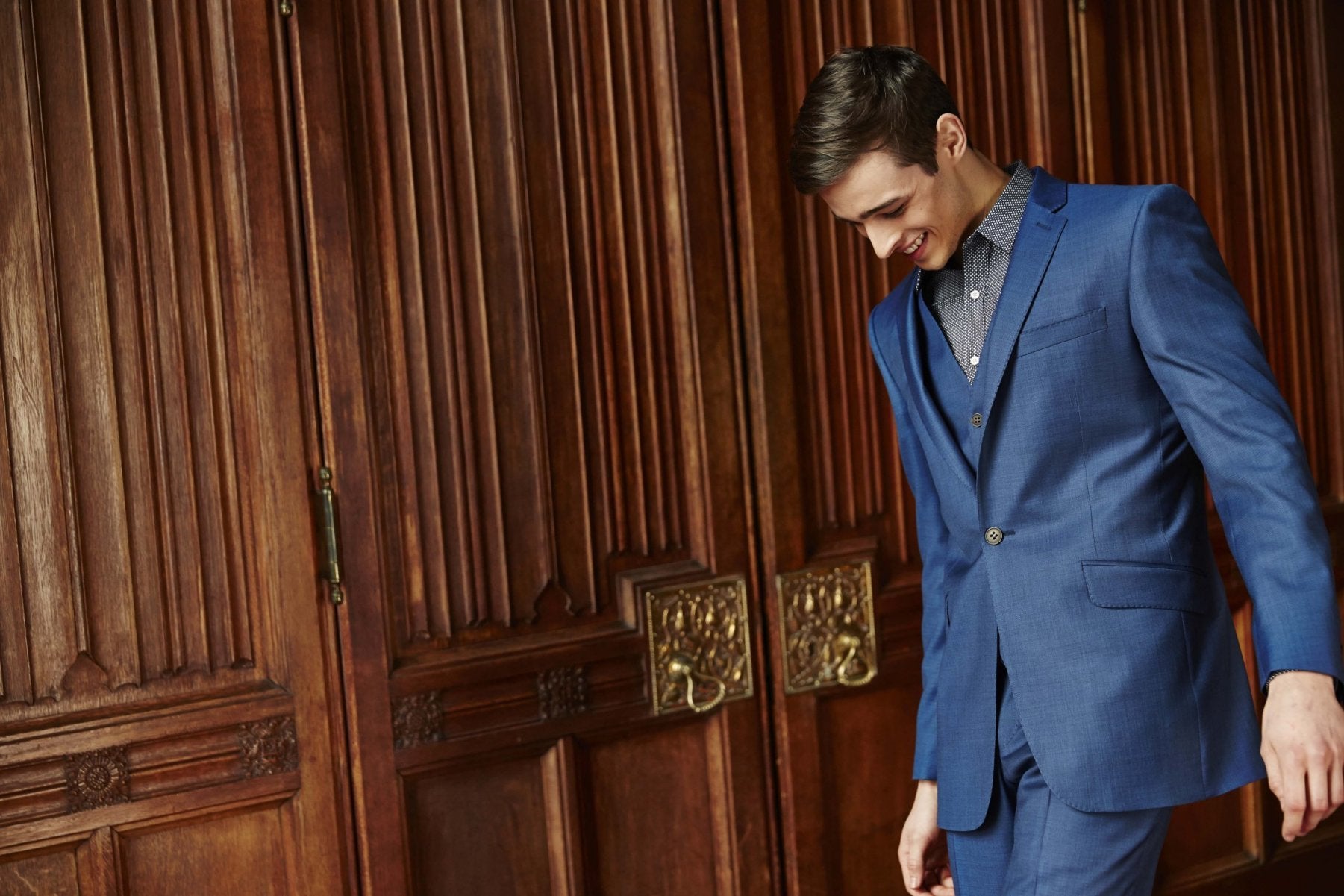 Dressing for Success: The Importance of a Good Suit – StudioSuits