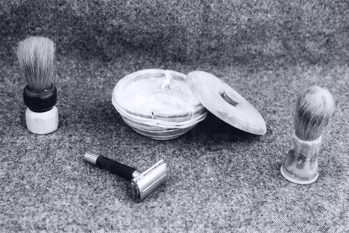 The Science Behind Razor Bumps and How To Prevent Them – StudioSuits